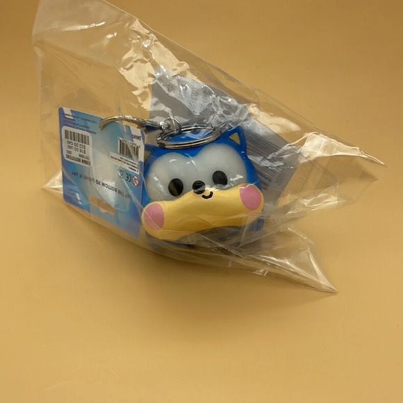 Smoko | Accessories | Smoko Sonic Lightup Keychain Blue Nwt | Poshmark